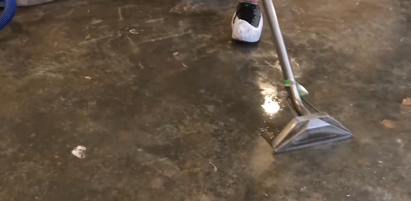 How to Prepare for Water Extraction Services? - Flood and Water Damage ...